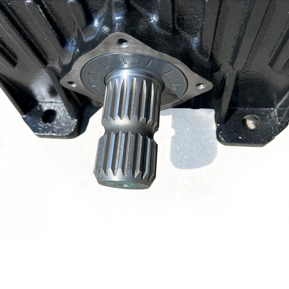 RCD-131 BatWing Cutter GEARBOX FOR 12' CUTTER, 200HP, 1:1.35, 20 SPLIN ...
